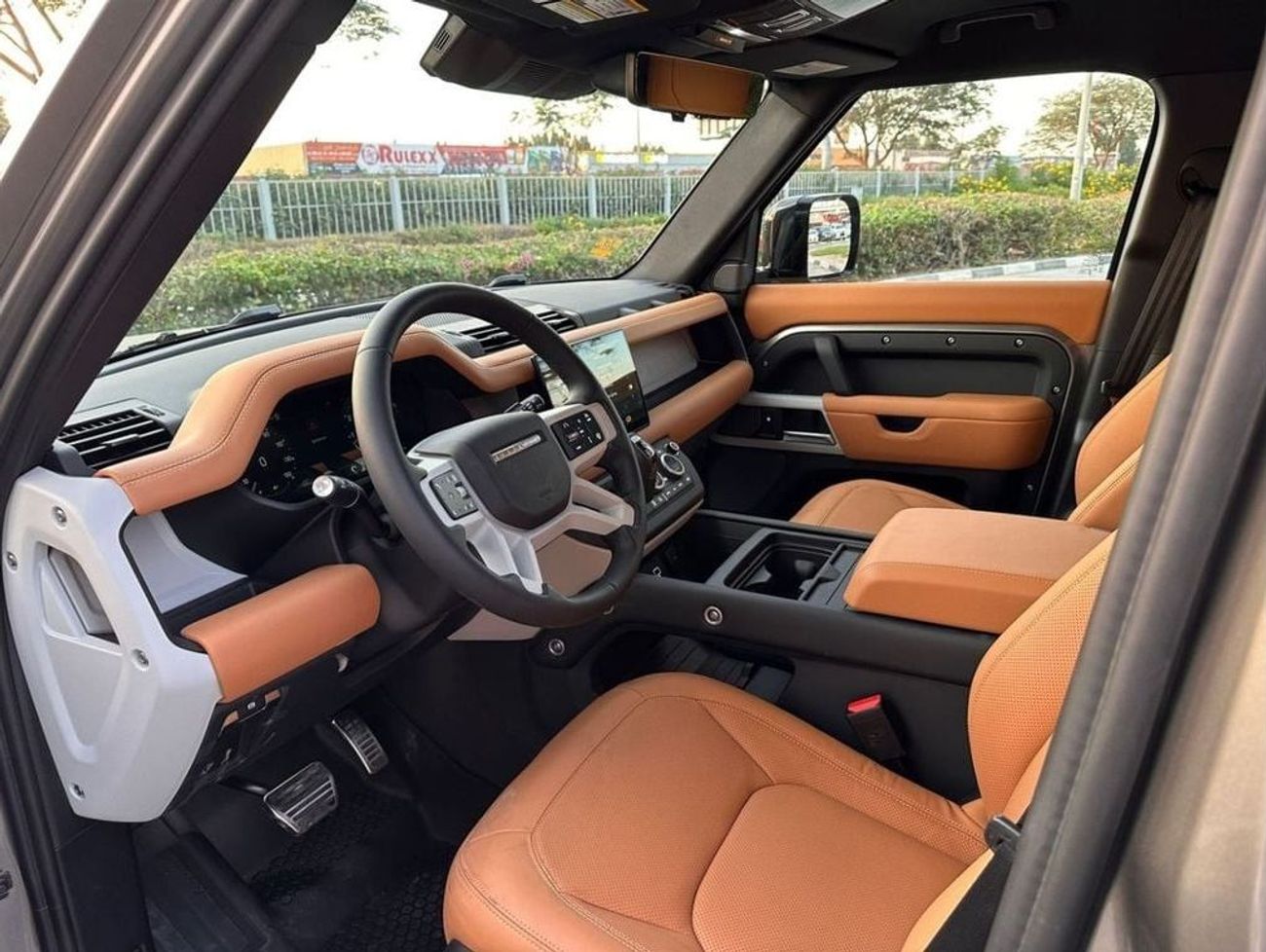 Used Land Rover Defender P500 SE 110 GASOLINE 5 DOOR 5SEATS 2024 for ...