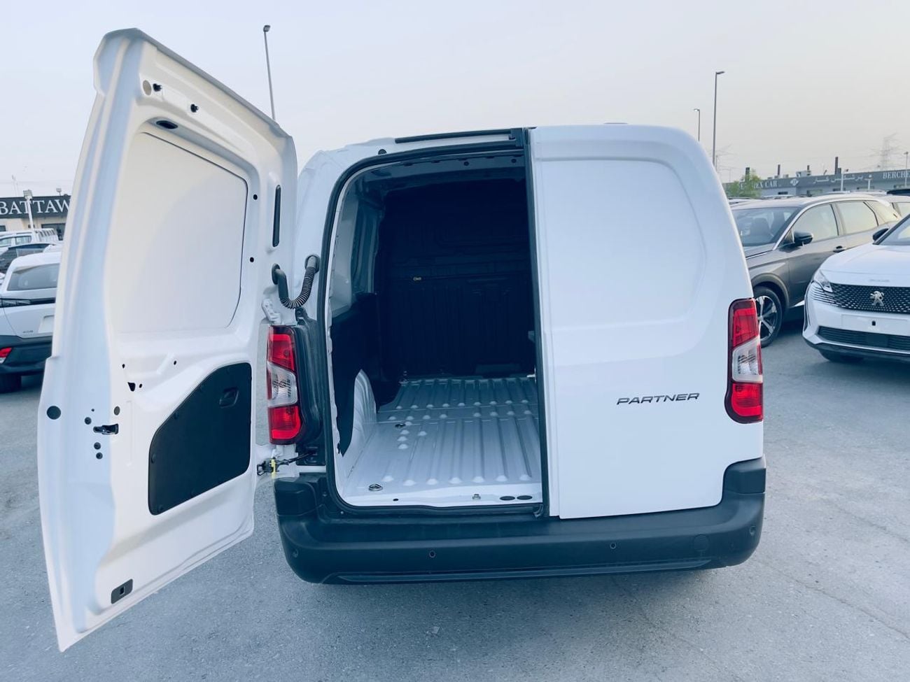Postanhngelast Peugeot Partner