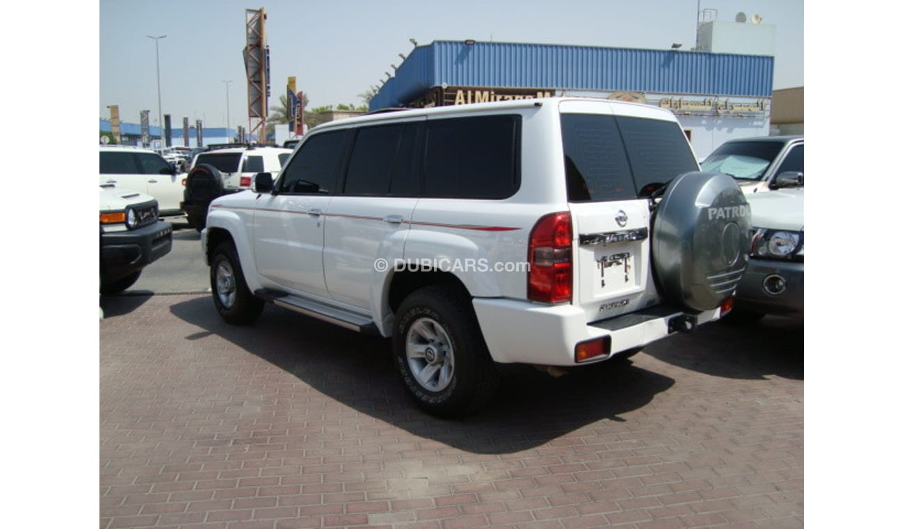 Used Nissan Patrol Safari vtc 2017 for sale in Dubai - 184947