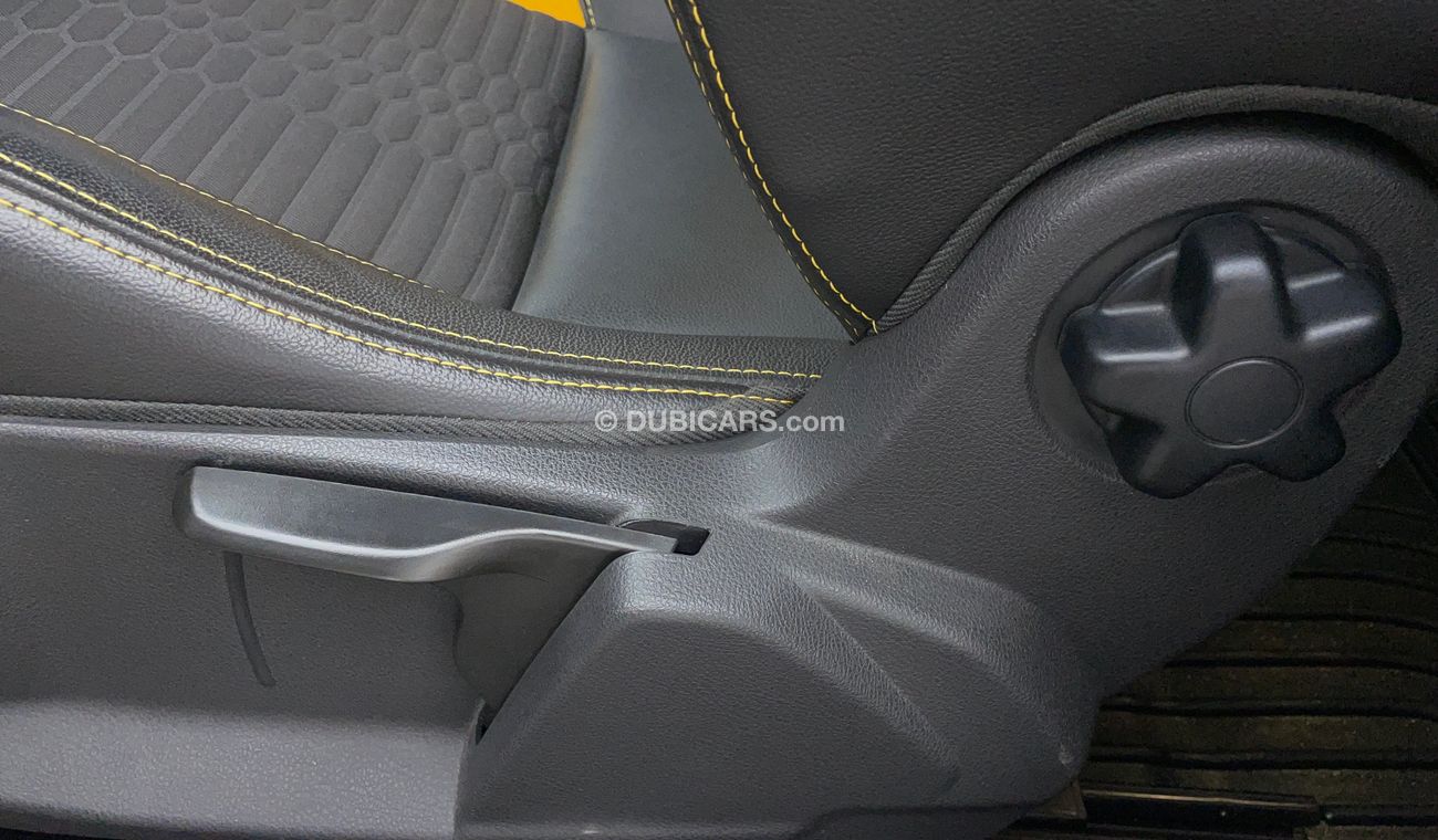 Used Ford Focus ST 2000 2018 for sale in Dubai - 472717