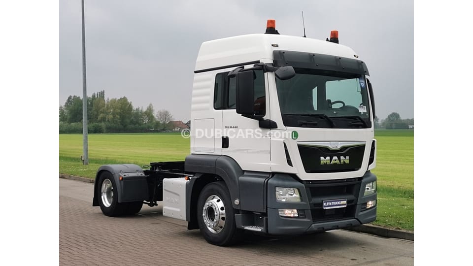 MAN TGA MAN TGS 18.440 for sale: AED 103,000. White, 2015