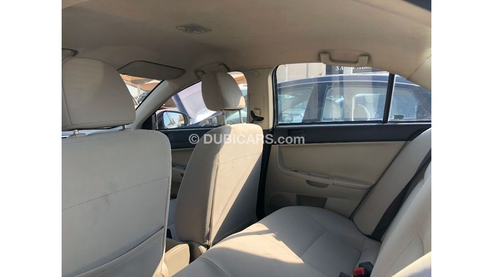 Mitsubishi Lancer for sale: AED 20,000. Grey/Silver, 2015