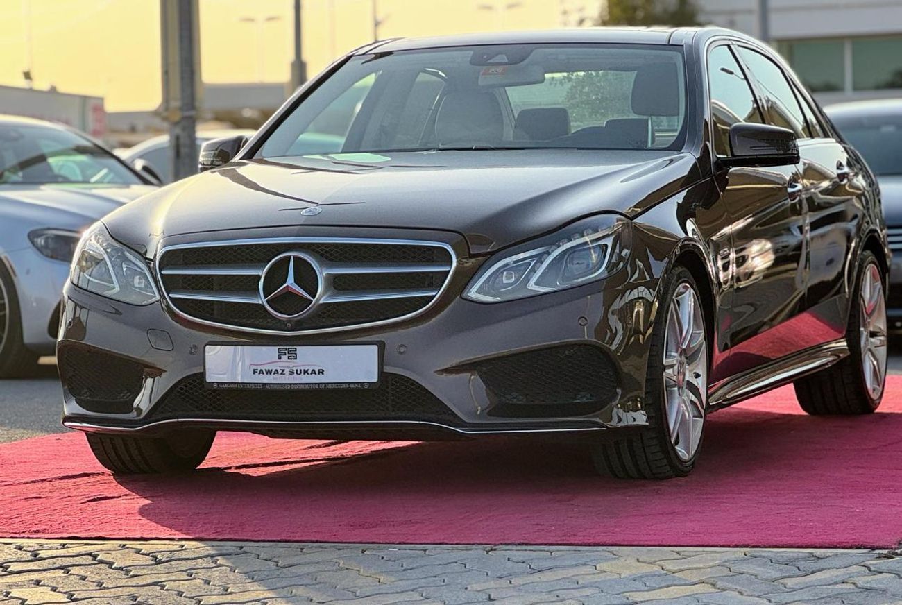 مستعملة مرسيدس بنز E300 MERCEDES-BENZ E300 GCC CLEAN CAR, LOW MILLAGE 2016 للبيع في دبي - 856724