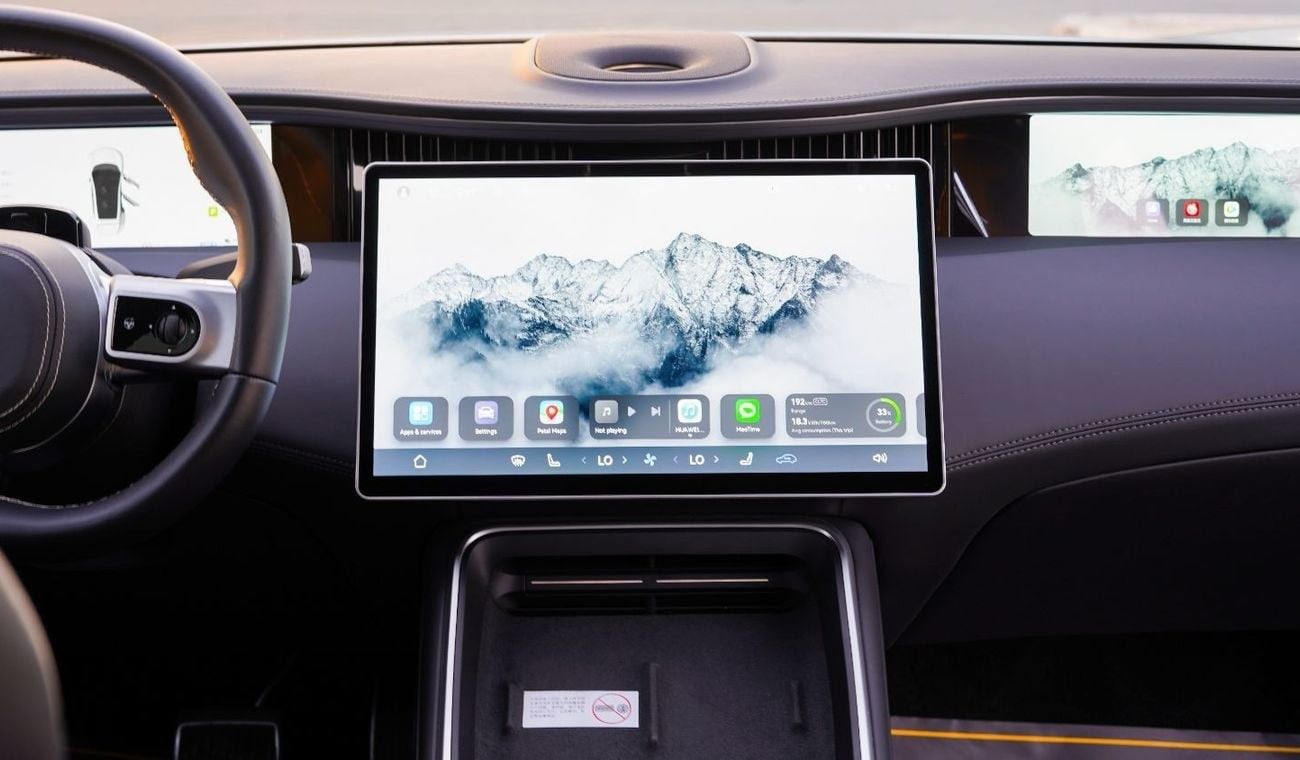 Used 2023 USED AVATR 11 AWD / 90 kWH / WLTC (580 KM) / LAW MILEAGE (11,500 KM) / WARRANTY 2023 ...