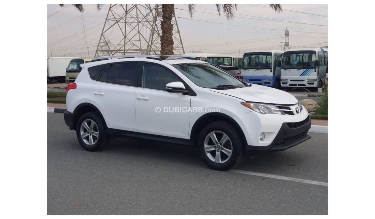 Used TOYOTA RAV4 XLE FULL 2015 MODEL 2015 for sale in Dubai - 573038