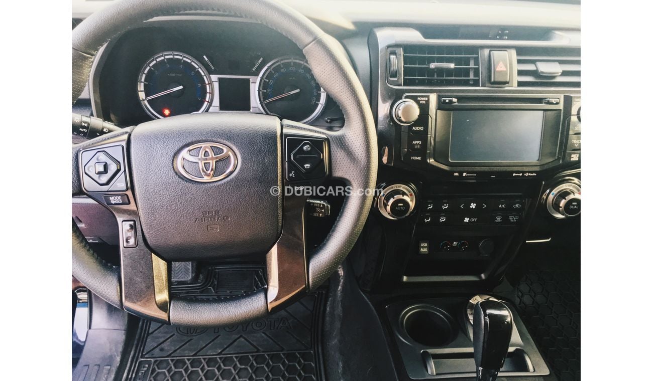 Used Toyota 4Runner 2019 for sale in Dubai - 253129