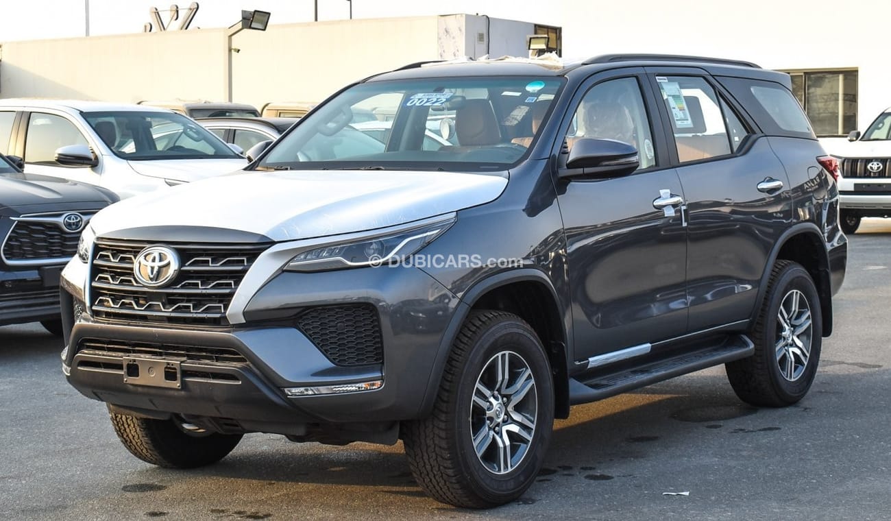 New Toyota Fortuner GX 2.7L Petrol 2023 for sale in Dubai - 662190