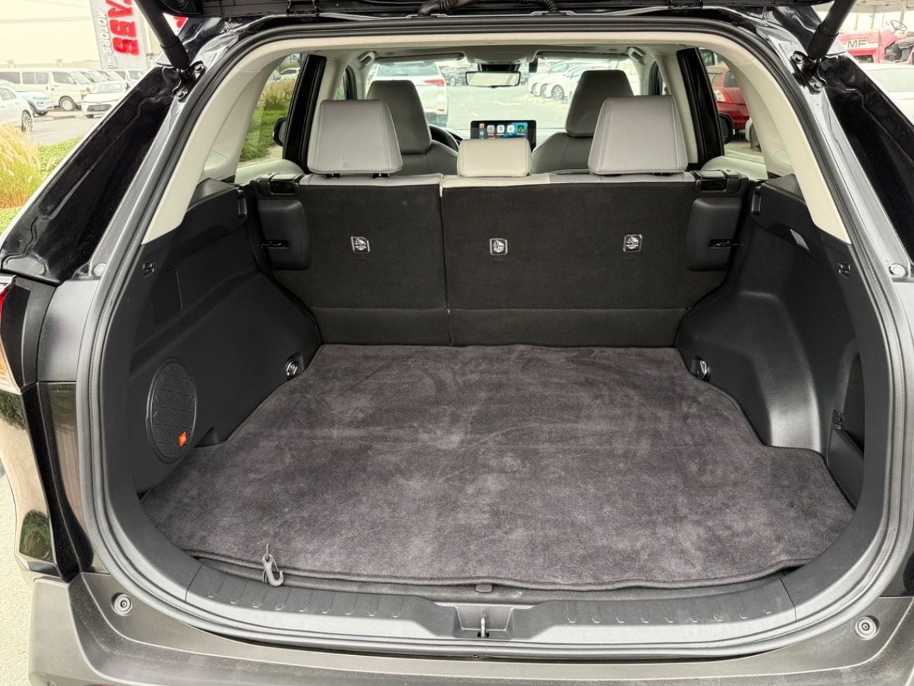 Used Toyota RAV4 RAV4 xle premium Hybrid 4x4 2024 for sale in Dubai ...