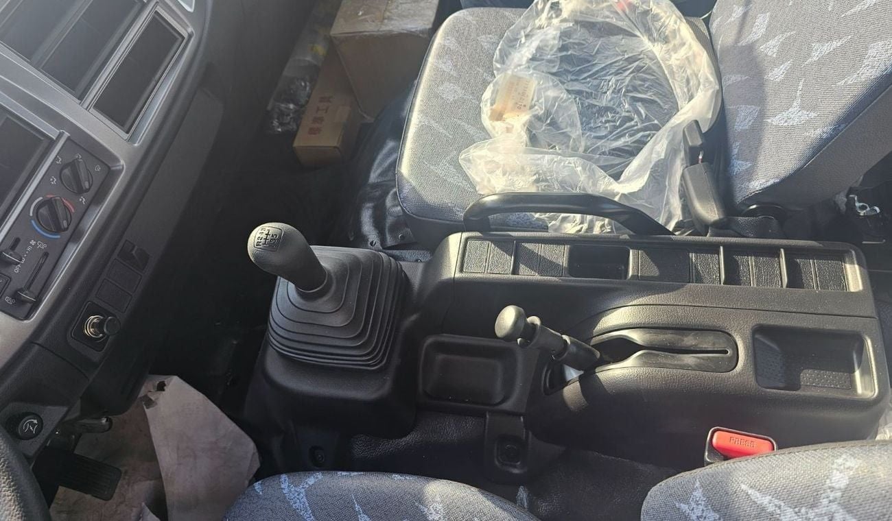 New Hino 500 1927 7.6L 6-CYLINDER DIESEL 2024 for sale in Dubai - 819370