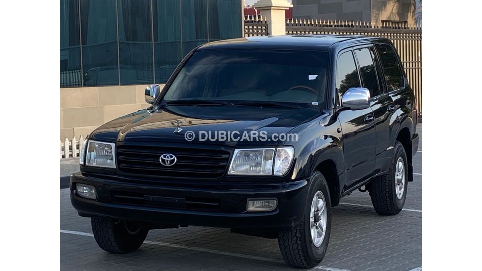 مستعملة تويوتا لاند كروزر 2003 للبيع في دبي - 610804