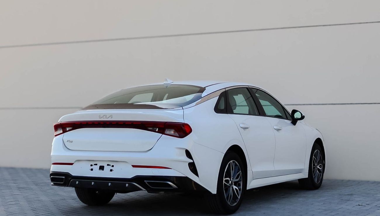 Elegant Kia All Wheel Drive Sedan Gallerynull