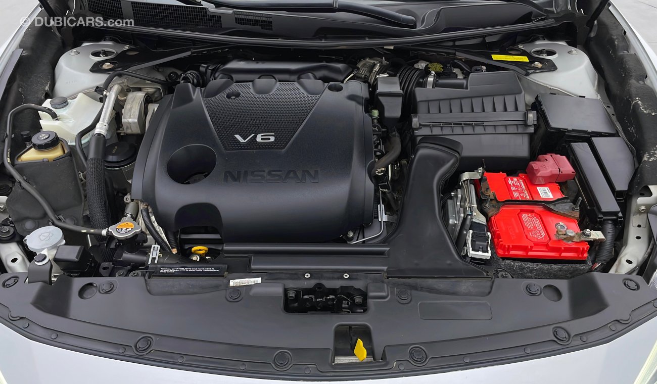 Used Nissan Maxima 3.5 2018 for sale in Dubai - 521668