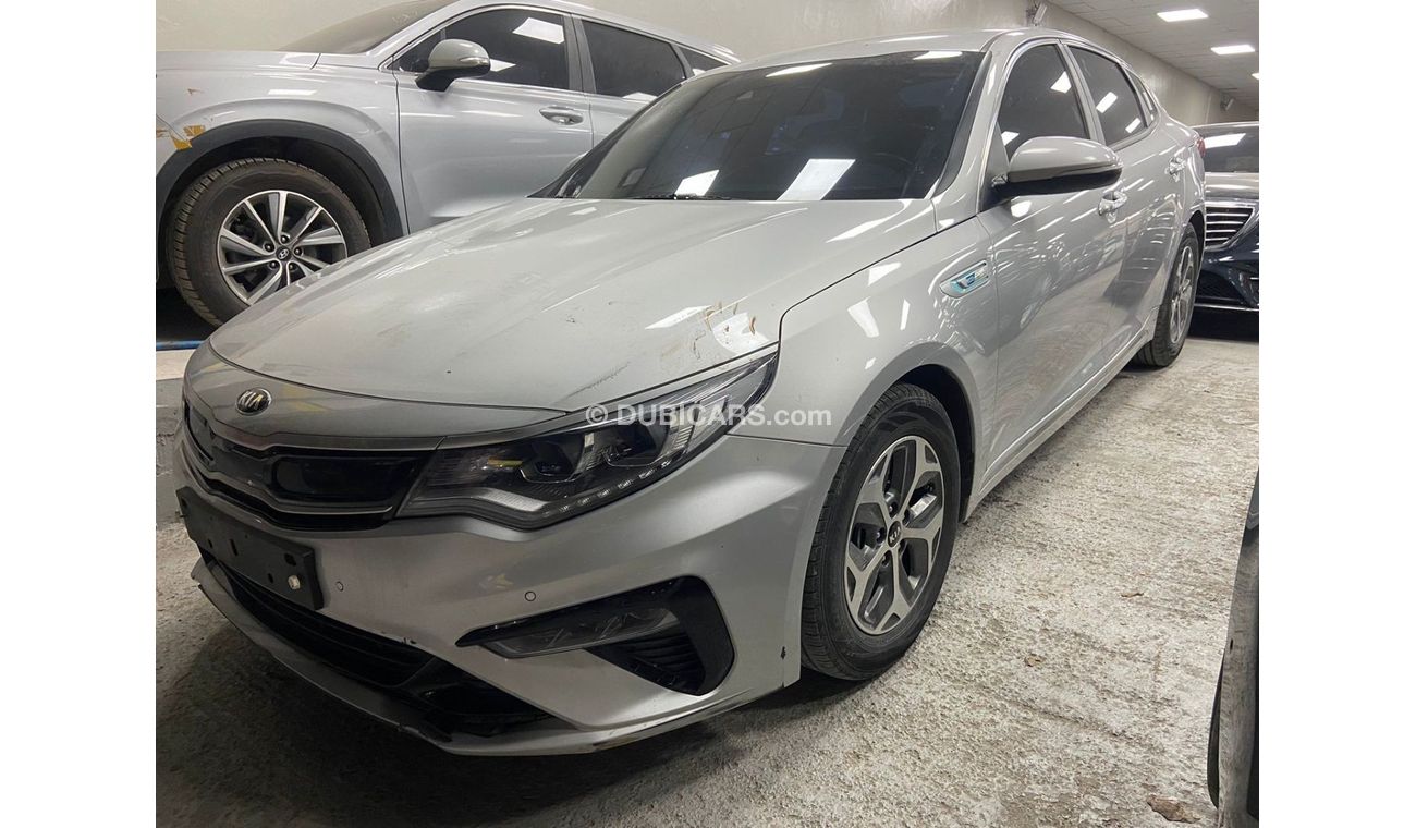 Used Kia K5 k5 hybrid 2020 for sale in Sharjah - 656465