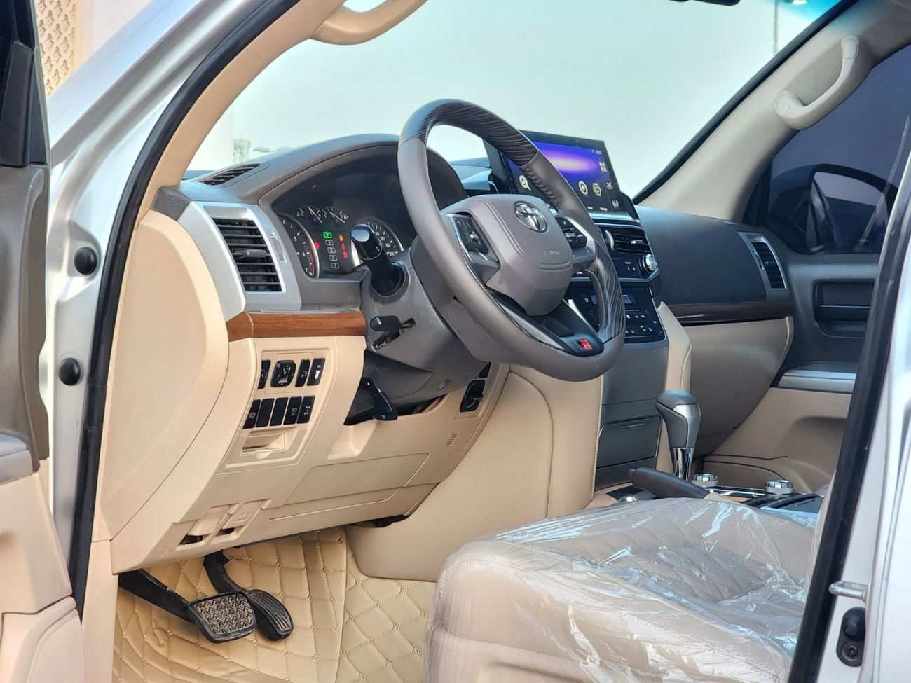 Used Toyota Land Cruiser GXR GX.R V8 upgrade 2022 2013 for sale in Sharjah - 739849