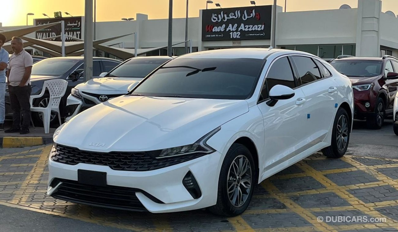 Used Kia K5 خليجي GCC, 2023 for sale in Sharjah - 584907