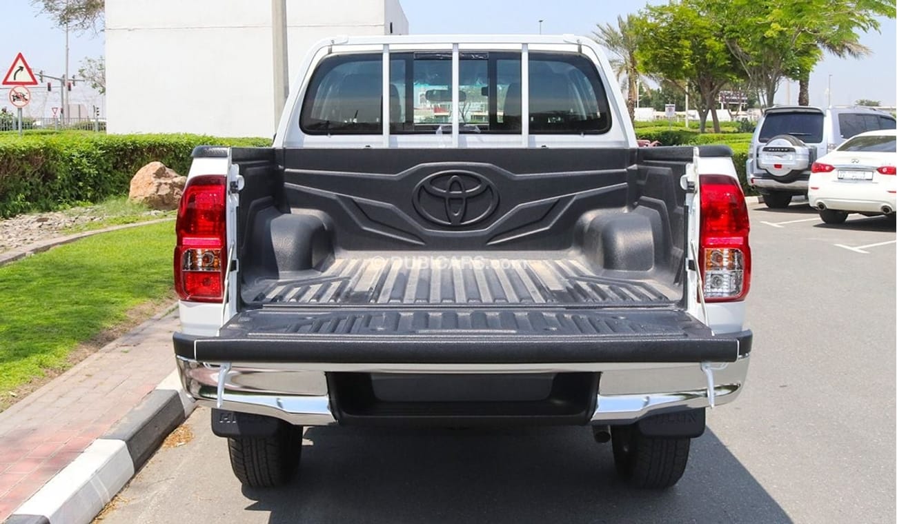 جديدة تويوتا هيلوكس 2024 Toyota Hilux 2.7L Petrol A/T 4WD 2024 للبيع في دبي - 756039