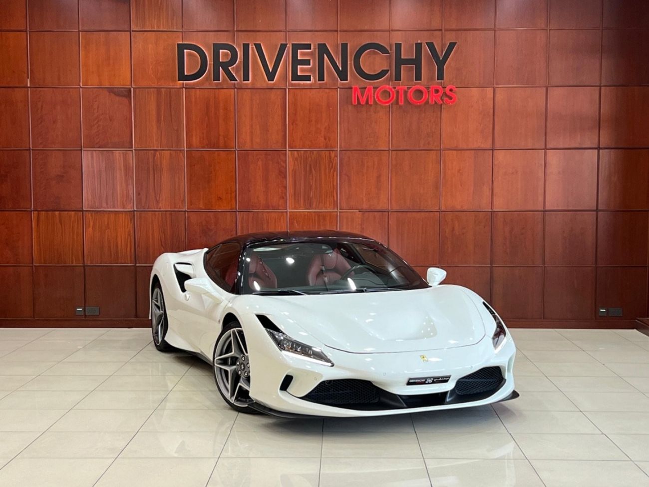 Used Ferrari f8 tributo 2020 for sale in Dubai - 675203