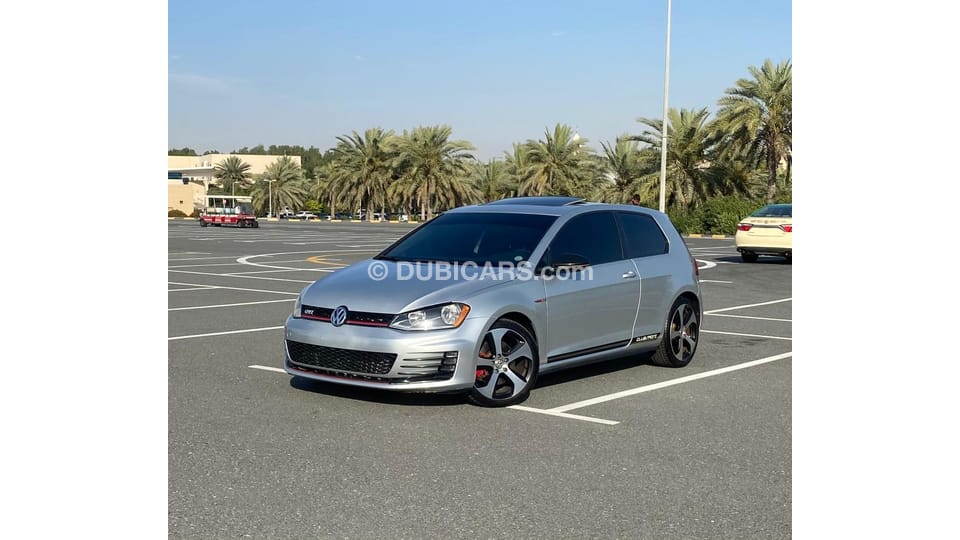 مستعملة فولكس واجن جولف GTI جولف جي تي اي جير عادي هاتشباك بابين بحالة ...