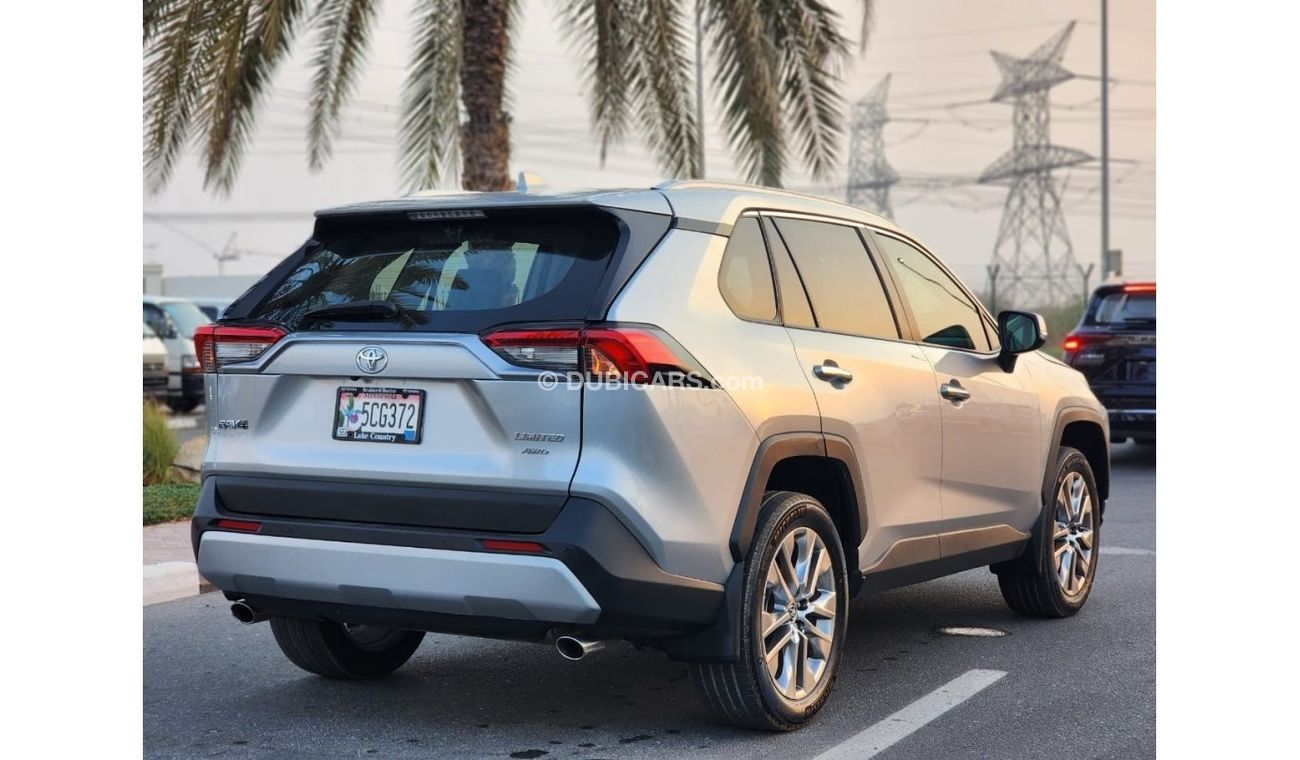 Used TOYOTA RAV4 LIMITED FULL OPTION 4X4 2019 for sale in Dubai - 653543