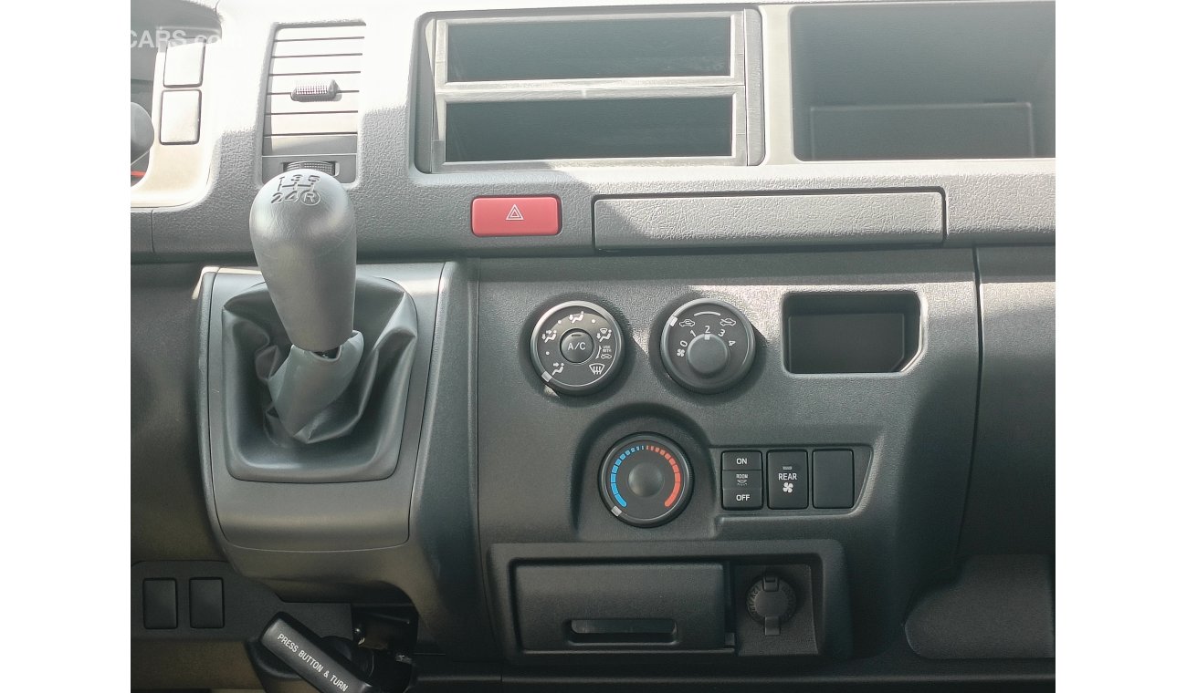 New Toyota Hiace HIGHROOF 2.5L DIESEL MANUAL GEAR BOX / REAR A/C (CODE ...