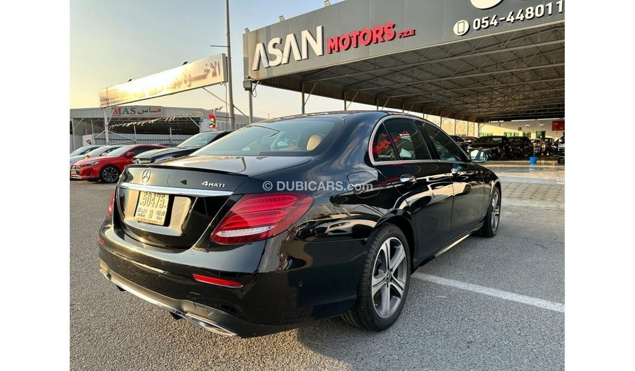 Used Mercedes-Benz E300 Std 2018 for sale in Dubai - 568881
