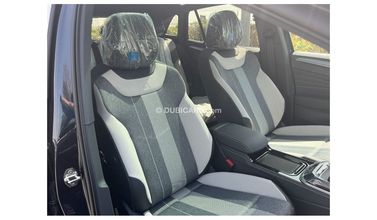 New Volkswagen ID.4 NEW VOLKSWAGEN ID4 PURE+, OPEN SUNROOF WITH ...