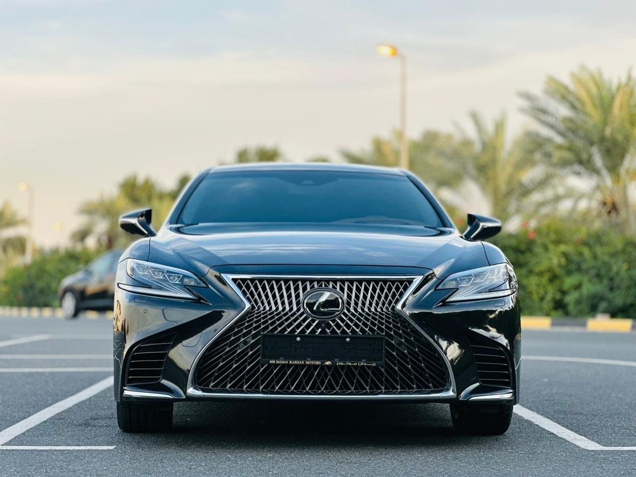 Used Lexus LS500 Platinum 2018 for sale in Dubai - 707051