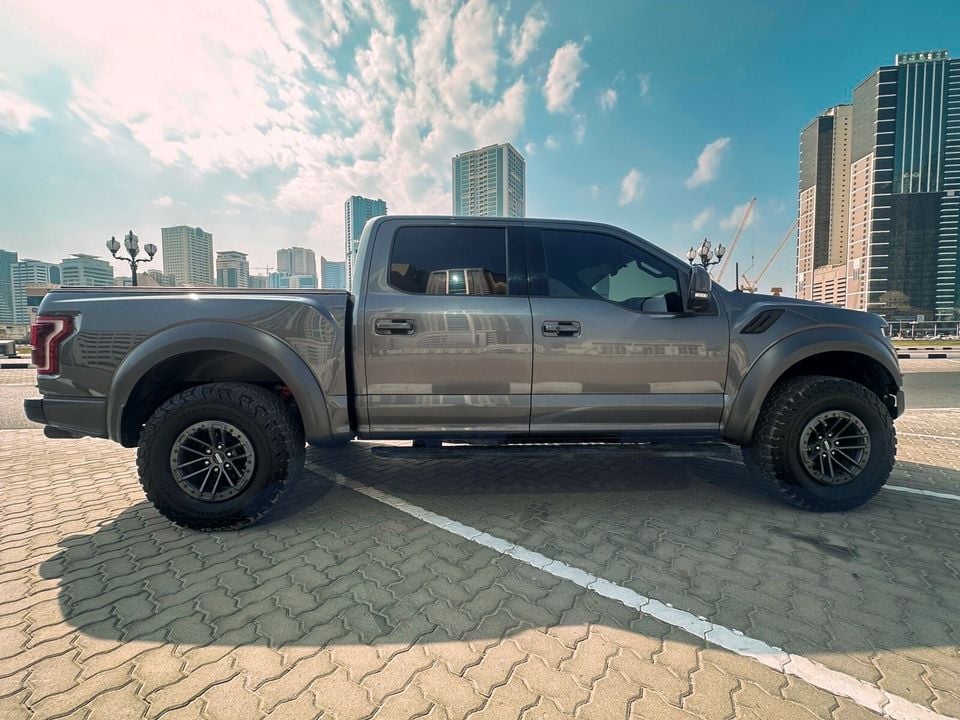 Used Ford F 150 Raptor Ford F-150 Raptor (performance trim) • Engine: 3 ...