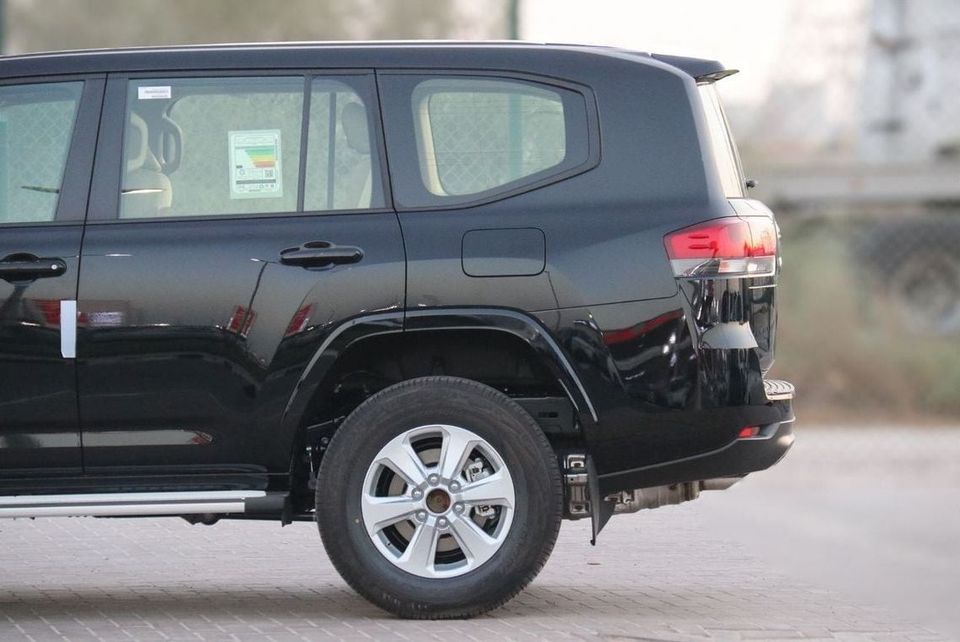 New GXR 4.0L Toyota Land Cruiser GXR 2024 | 4L | BASIC 2024 for sale in Dubai - 796230