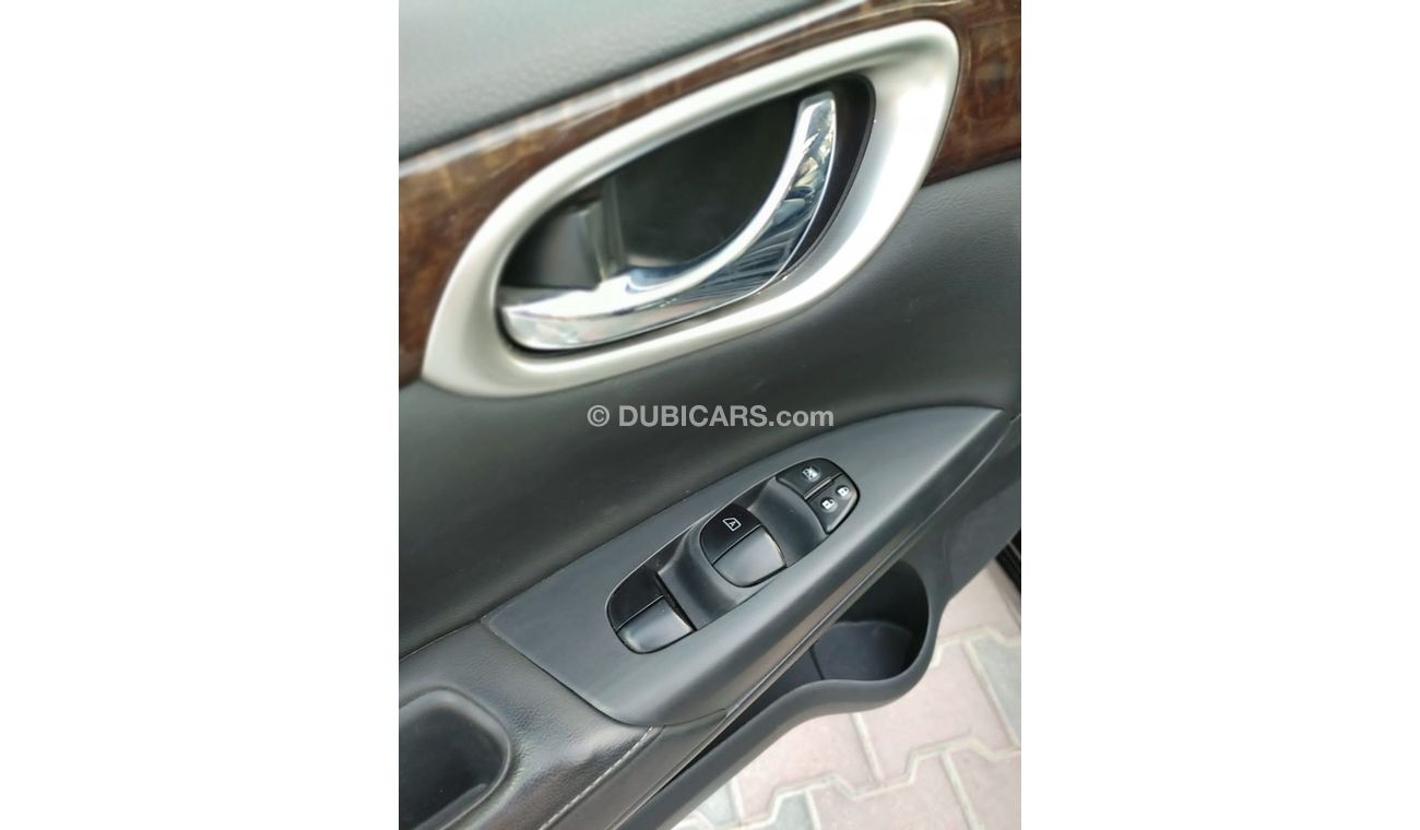 Used Nissan Sentra SL 2015 for sale in Dubai - 692586