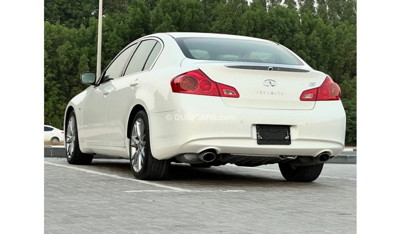 Used Infiniti G37 2010 for sale in Sharjah - 665329