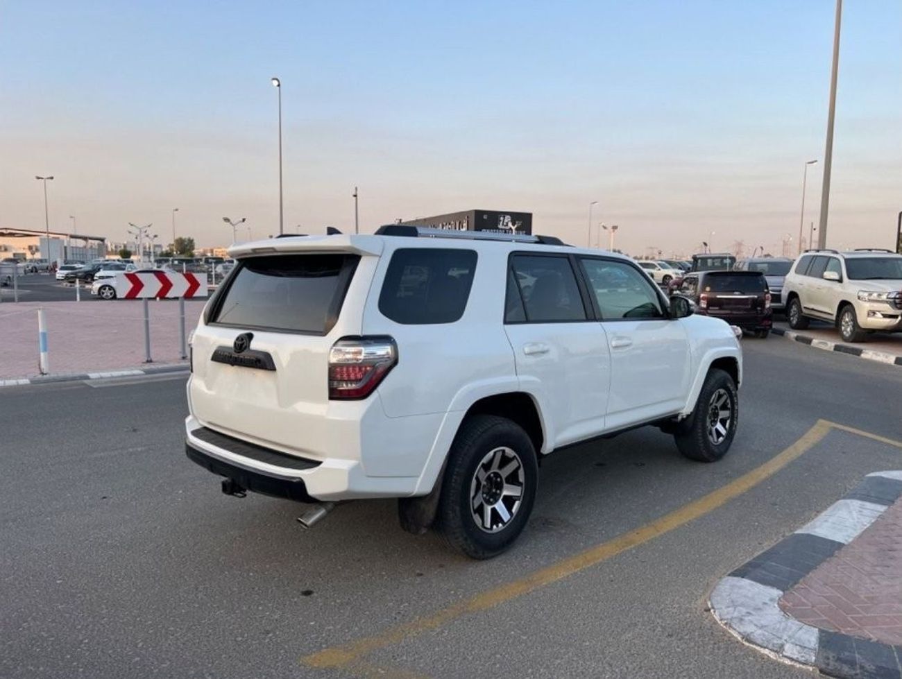 Used Toyota 4Runner TRD OFF ROAD 4X4 FULL OPTION 2020 for sale in Dubai ...
