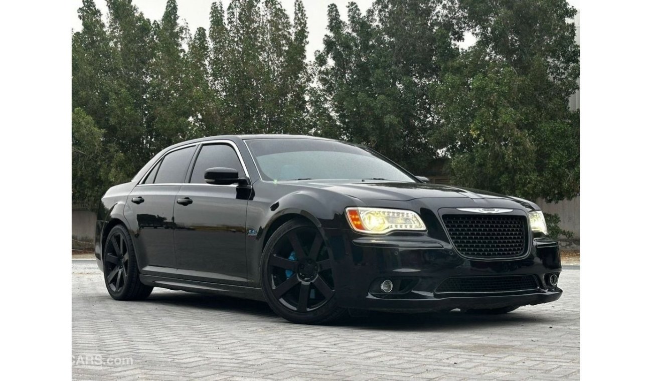 Used Chrysler 300C SRT8 2013 for sale in Dubai - 727569