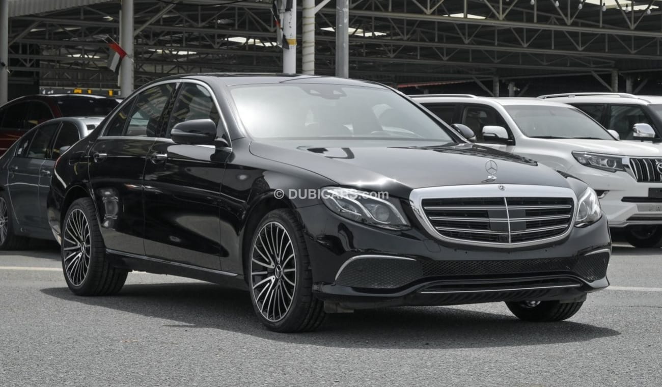 Used Mercedes-Benz E300 4Matic 2020 for sale in Dubai - 724879