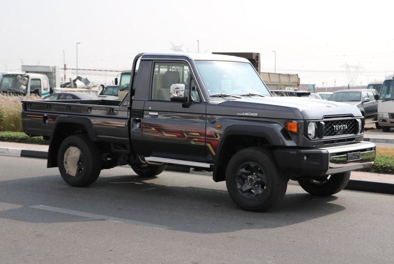 New Toyota Land Cruiser Pick Up 2024 Land Cruiser LC79 4.0L Single cabin Auto Gear Full option ...