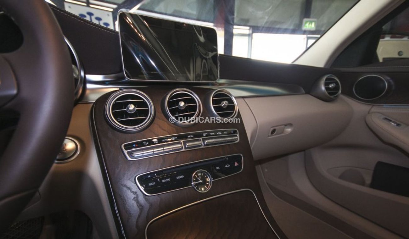 New Mercedes Benz C200 2016 for sale in Dubai - 82962