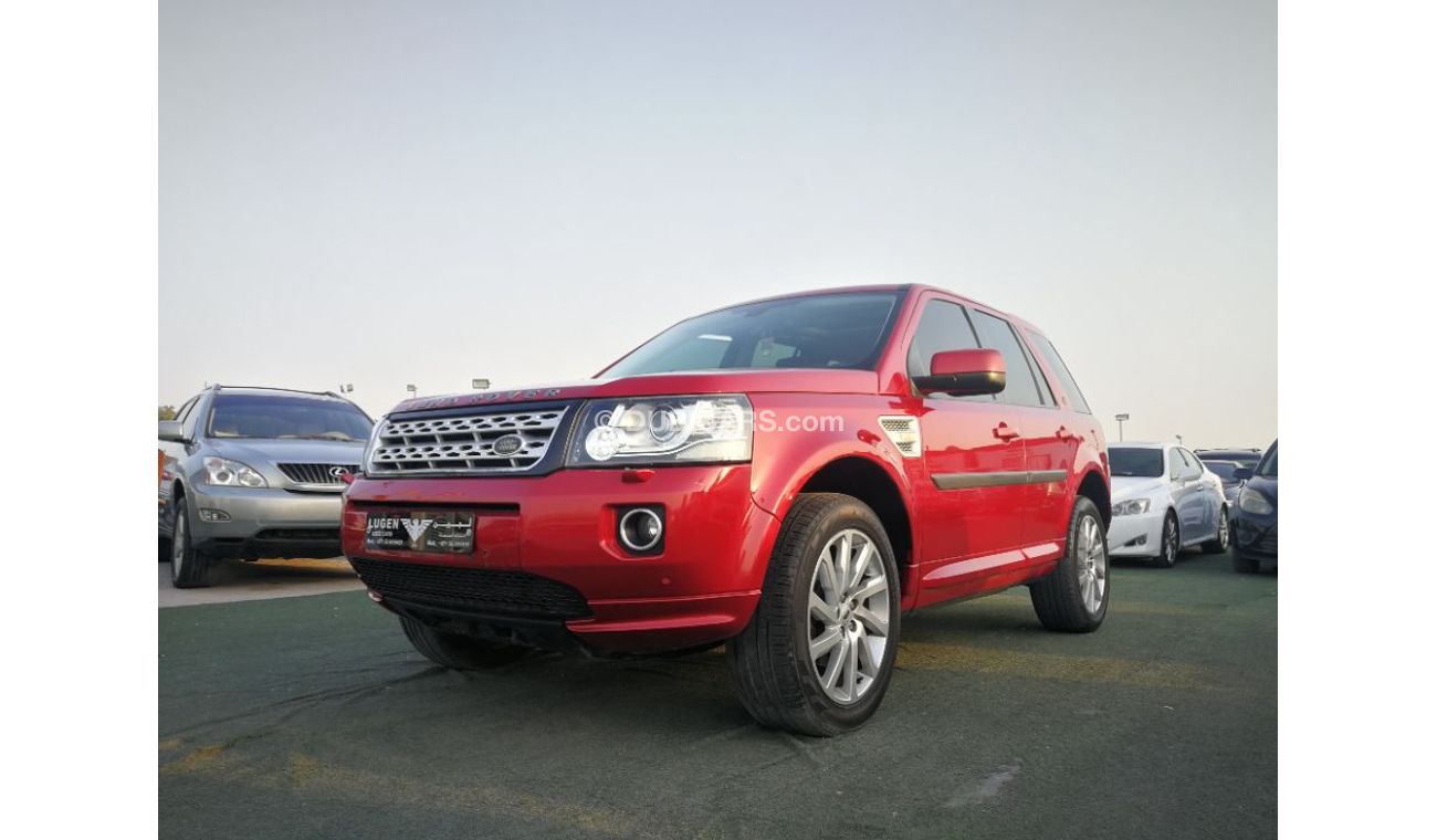 Used Land rover LR2 model 2014 GCC 2014 for sale in Dubai - 523378