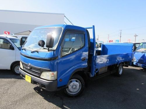 Toyota Dyna Price in UAE, Images, Specs & Features