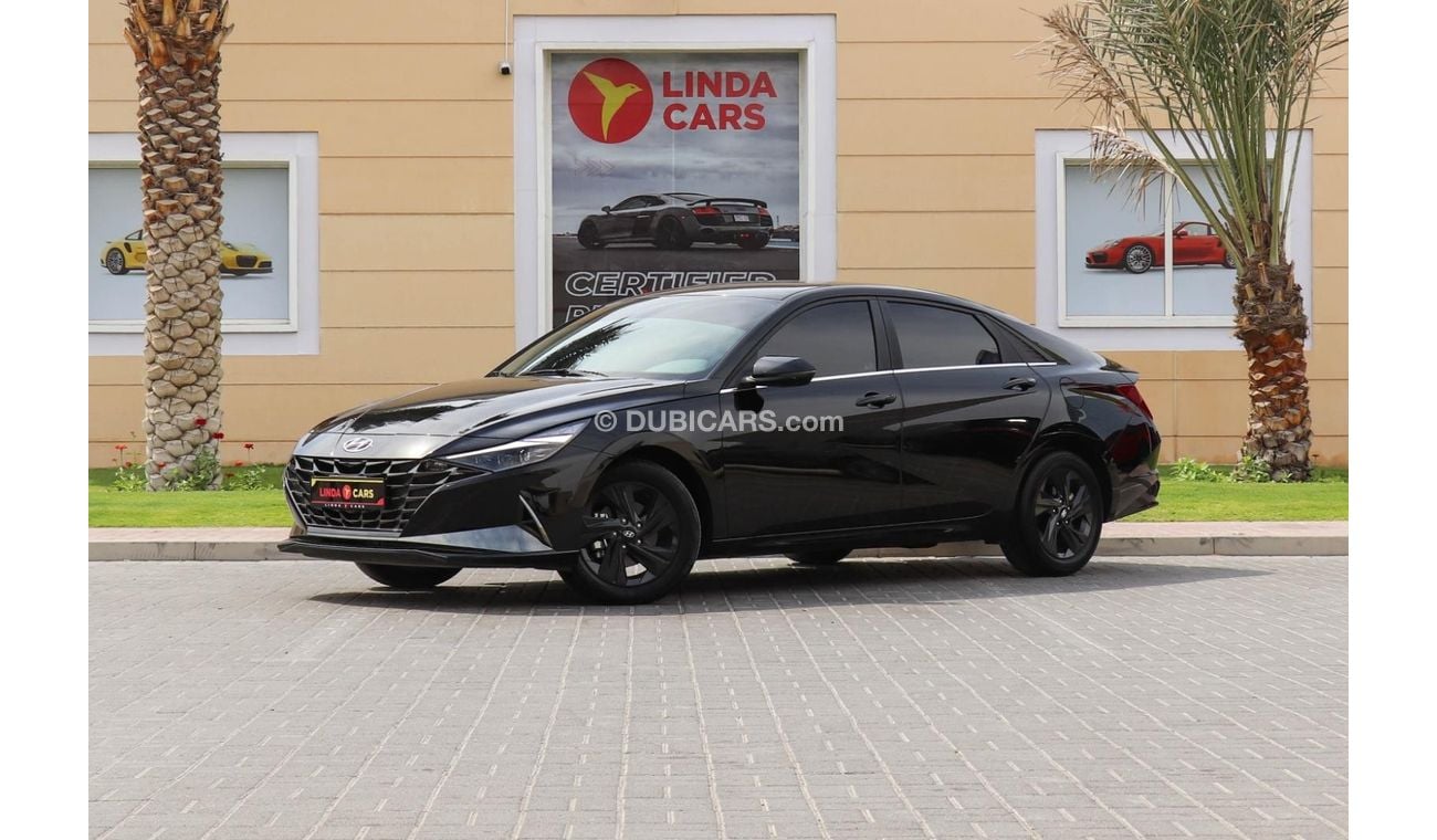 Used Hyundai Elantra CN7 2023 for sale in Dubai - 609910