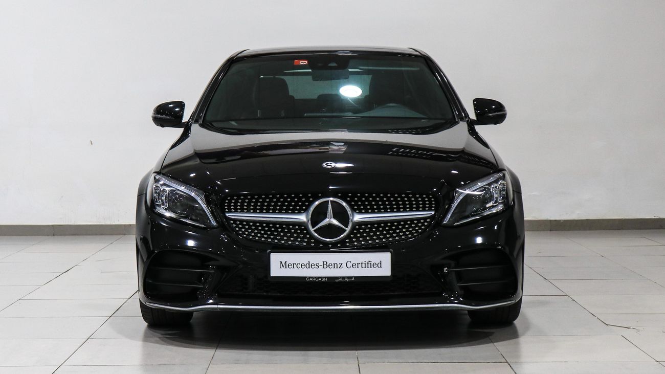 Used Mercedes-Benz C200 SALOON 2019 for sale in Dubai - 330780