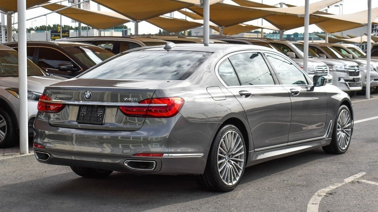 Used BMW 740Li 740i XDrive 2018 for sale in Dubai - 709304
