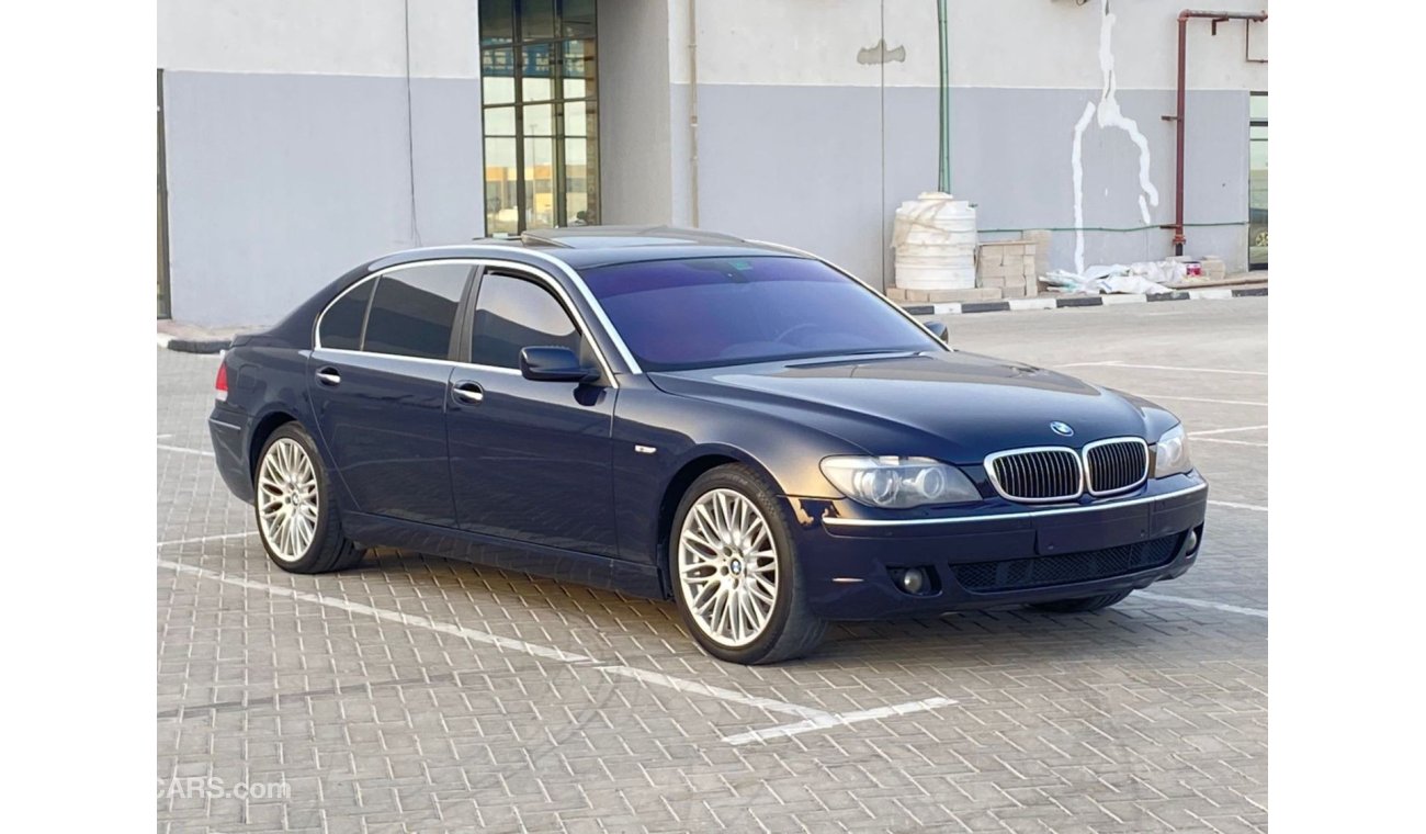 Used BMW 750Li 2006 for sale in Dubai - 523939