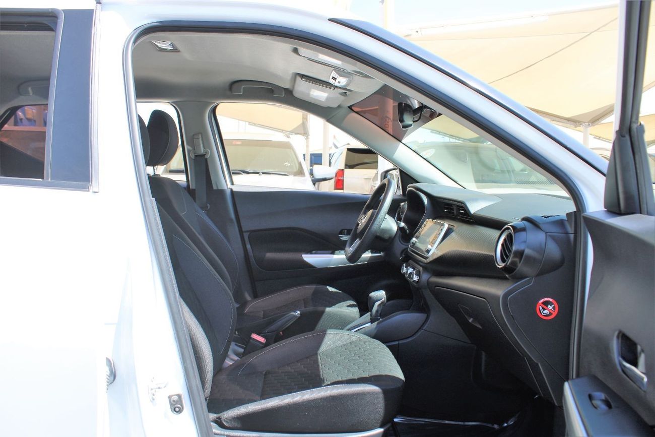 Used Nissan Kicks SV ACCIDENTS FREE - GCC - ENGINE 1600 CC - MID OPTION ...