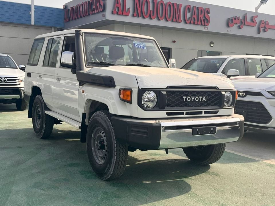 جديدة تويوتا لاند كروزر 70 LC 76 2.8 M.T 2025 STANDARD 2025 للبيع في ...