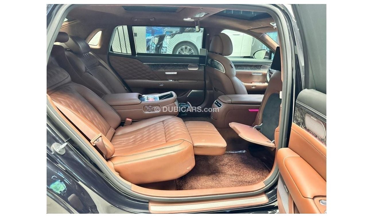 Used Hyundai Genesis Genesis G90 Royal 2023.LWB 2023 for sale in Dubai ...