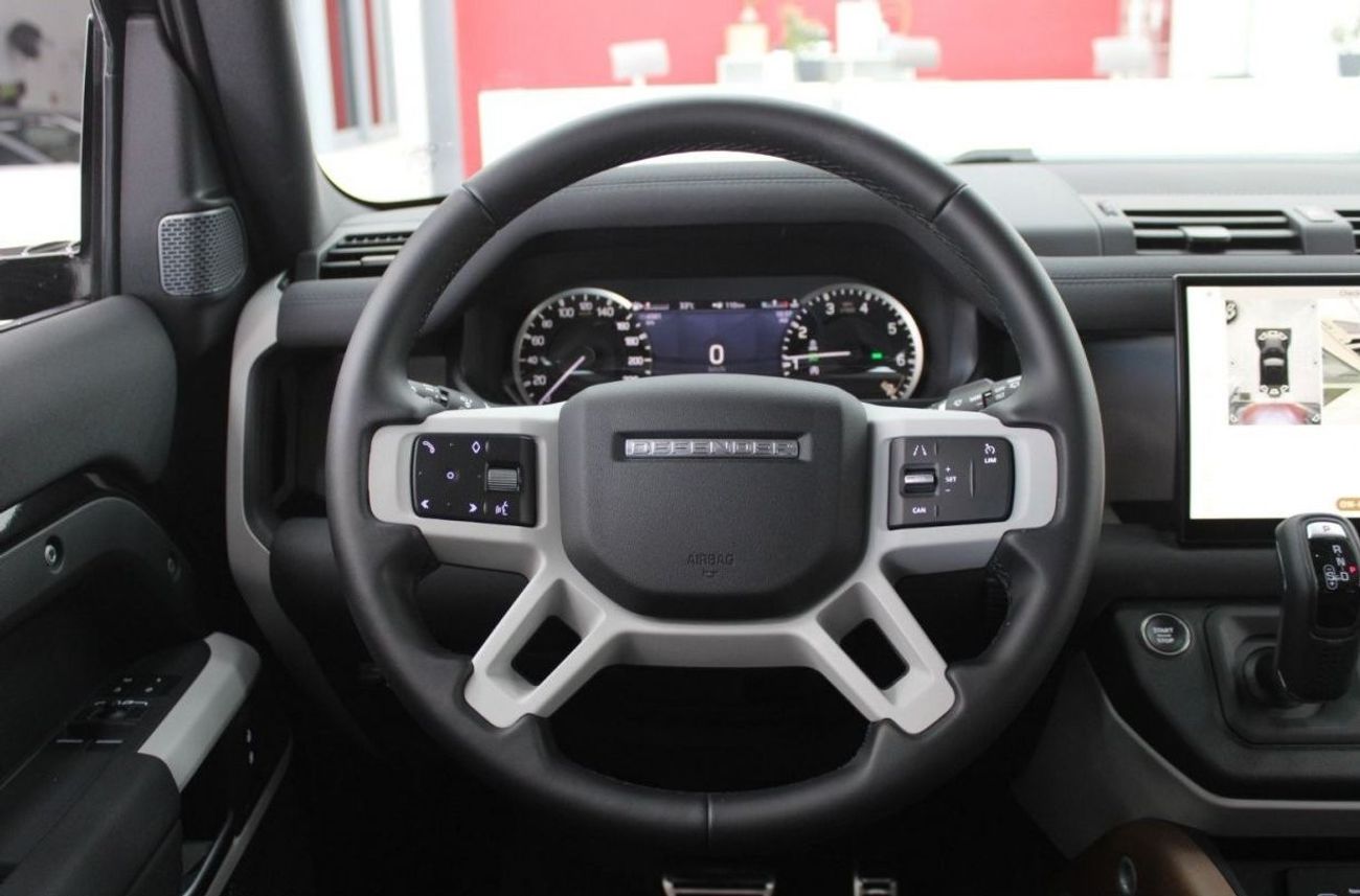 Used Land Rover Defender DEFENDER 90 - P400 - BRAND NEW CONDITION 2023 ...