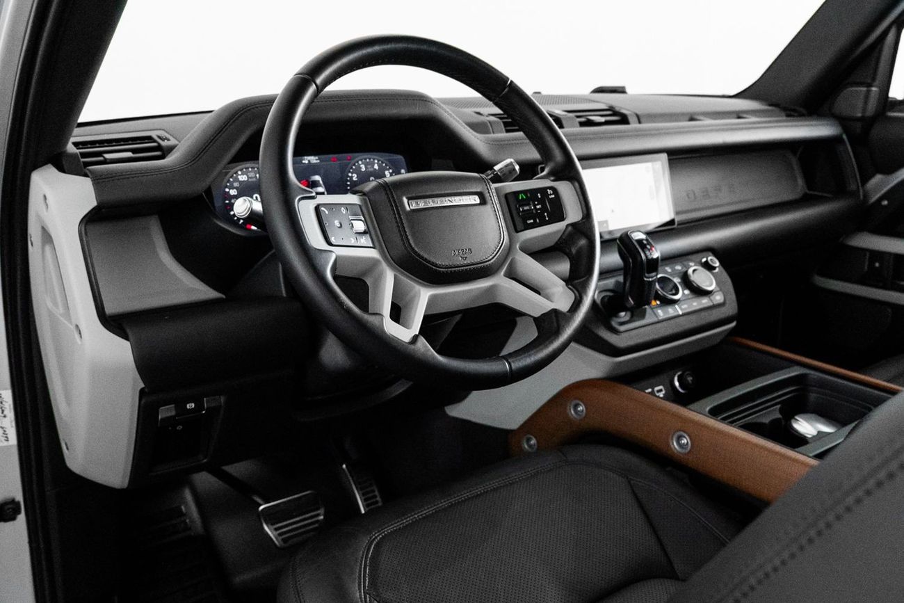 Used Land Rover Defender P400 90 HSE 3.0L (5 Seater) 2021 for sale in ...