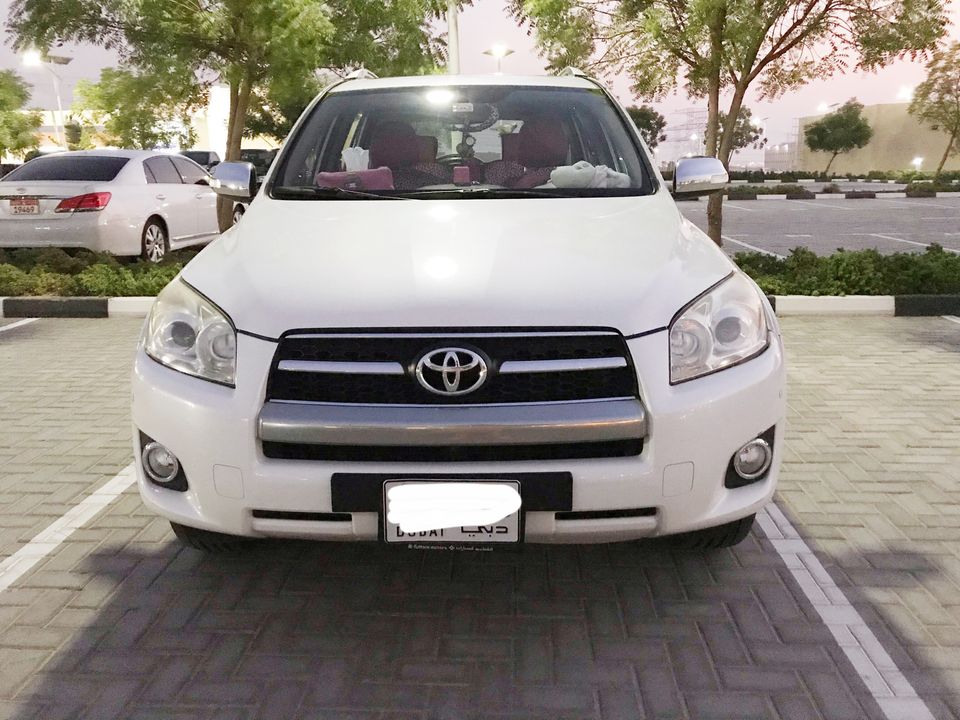 Used Toyota RAV4 Limited Edition 2012 for sale in Dubai - 281060