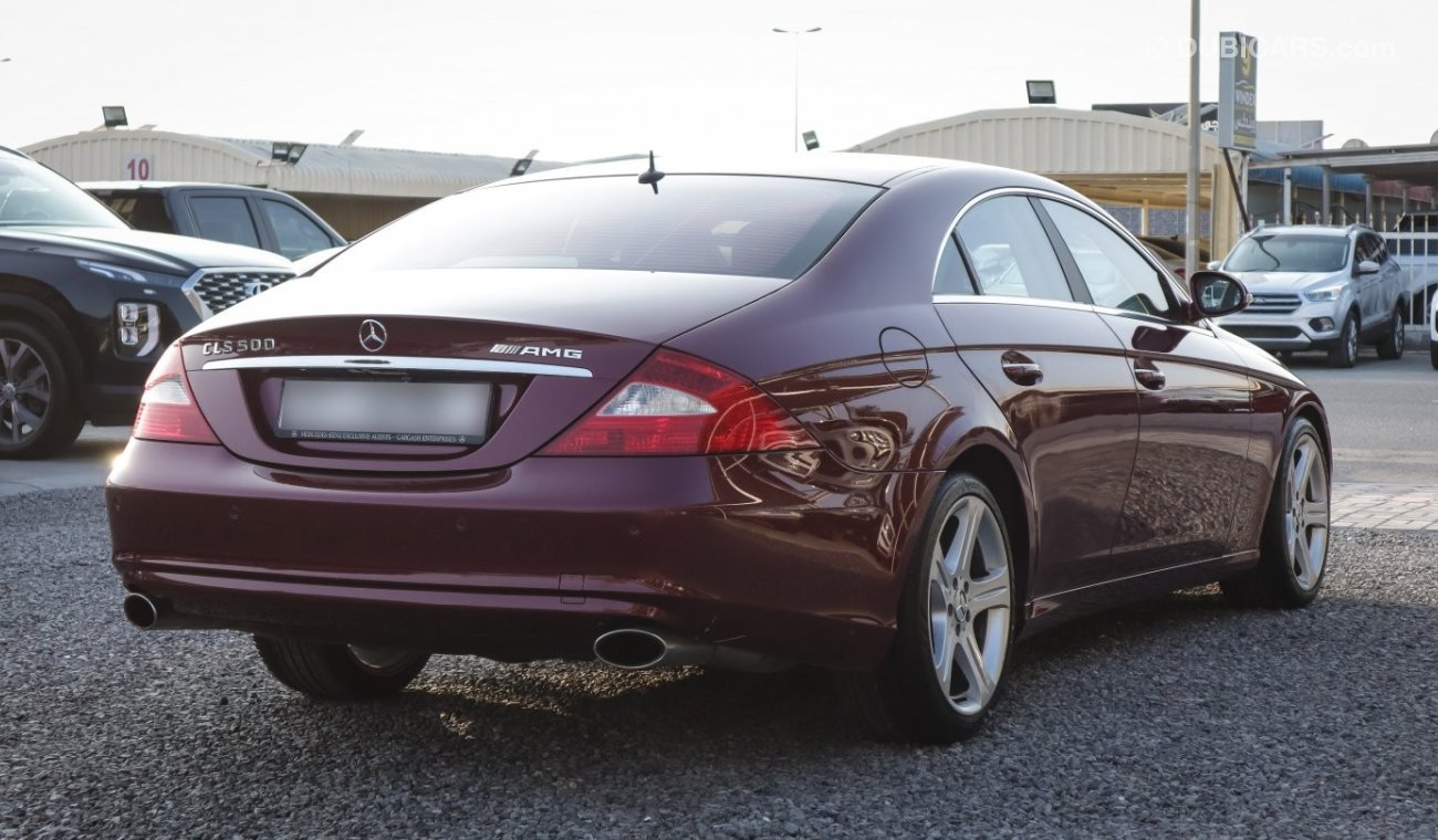 Used Mercedes-Benz CLS 500 2005 for sale in Dubai - 479289