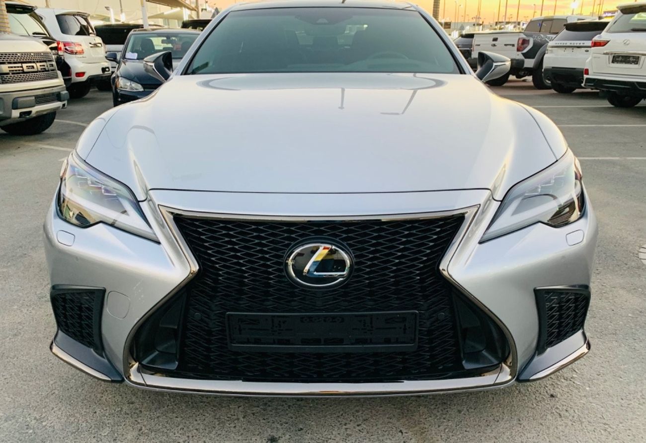 Used Lexus LS500 2022 for sale in Sharjah - 790750